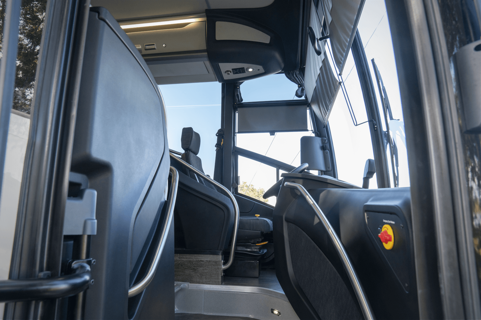 Fully Electric Van Hool Motocoach | ABC Companies